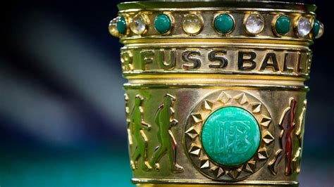 Schalke 04 Trifft In Der Ersten Runde Des Dfb Pokals Auf Schweinfurt