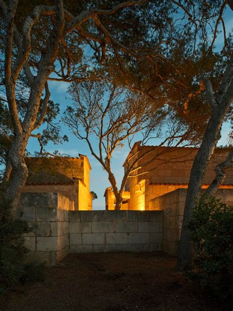 Can Lis Jørn Utzon — Stories