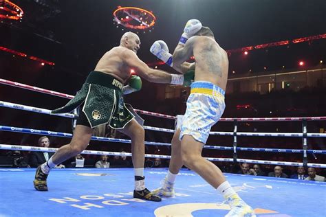 Schwergewichts Weltmeister Ukrainischer Profiboxer Usyk Schlägt Tyson