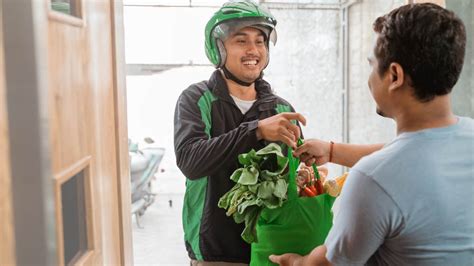 Instacart Shopper Makes Fun Of Customer S 20 Tip YourTango