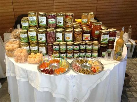 Παραδοσιακά προϊόντα αγρόκτημα Δαφνώκηπος Νεο καλαθι με προιοντα απο το αγροκτημα ΔΑΦΝΩΚΗΠΟΣ