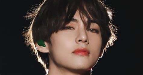 세계 최고 미남 방탄소년단 뷔 피지컬까지 완성 남성미 폭발 해외매체 열광