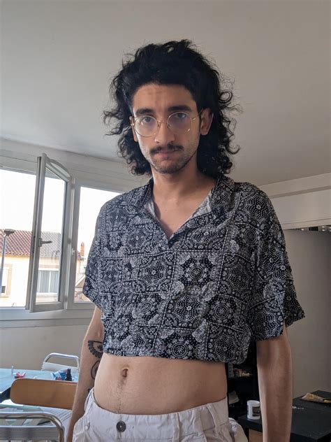 I Got This Cute Crop Top But Im At A Loss Because I Have No Idea What