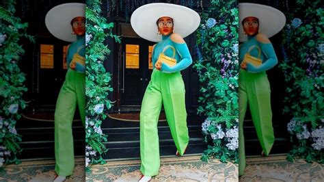 Big Hats Are Back In For Spring Heres How To Style Them