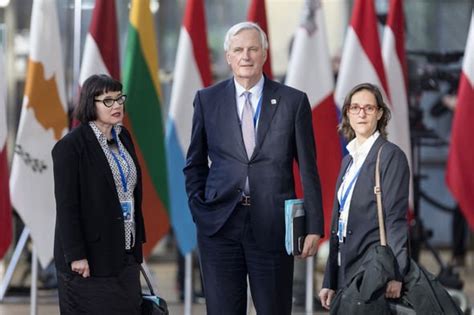 Brexit News Von Der Leyen Sends Michel Barnier Top Official To Secure