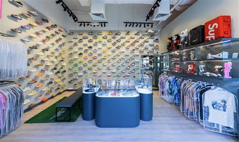 Store Location Mad Kicks