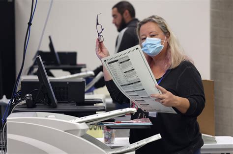 News And Report Daily 廊 Vote Tabulator Snafu Hits Maricopa County