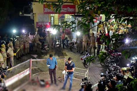 වෙඩිතැබීමේ සිද්ධියෙන් පසු ඒකරාශිවීම් තහනම් කෙරේ