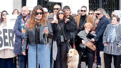 Familiares y amigos claman justicia por Sergio Delgado en emotiva concentración en Valladolid