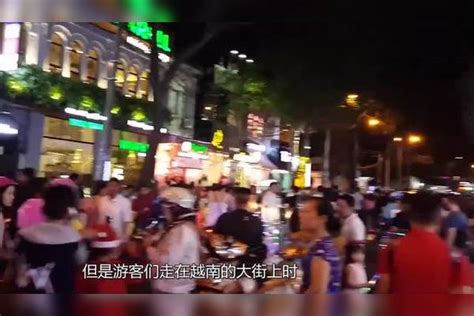 越南出现怪异现象，大街上摆了大量人民币，这到底是咋回事？大街越南现象