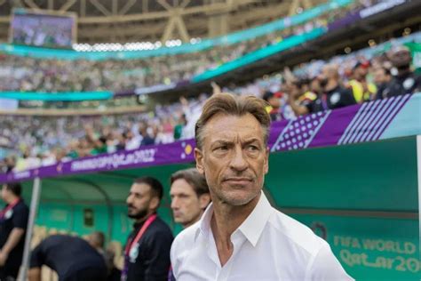 هيرفي رينارد يعلن قائمة منتخب السعودية استعدادا لمواجهة أستراليا