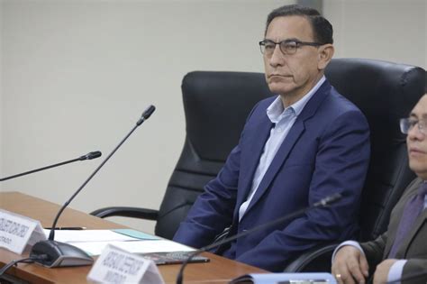 Martín Vizcarra Contra Las Cuerdas La Razón