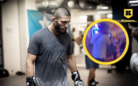 Mma Fan Konfronterad Av Khamzat Chimaevs Crew Efter Viktkommentar