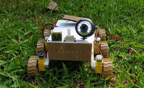 Iot Lunar Rover Raspberrypi Arduino Bench Robotics