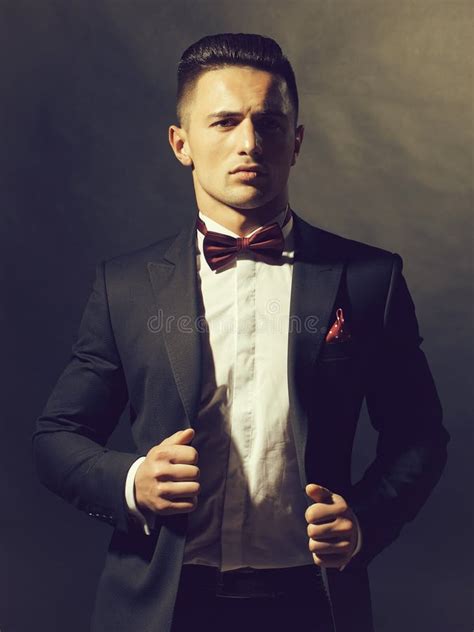 Cavalheiro Sexy Novo Imagem De Stock Imagem De Sensual 145588565