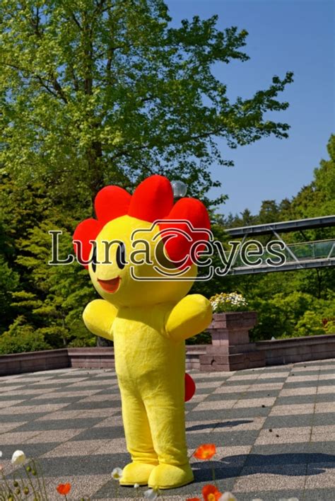とっとり花回廊のマスコットキャラクター1（鳥取県） Luna Eyes