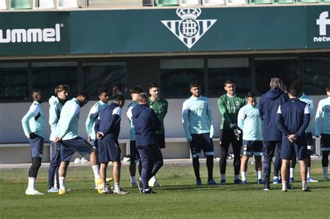 El Posible Once Del Real Betis En El Reale Arena