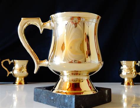 Бокал на Шанел от 1925 г никелово сребро маркиран Антиквариат Русе Старинен бокал