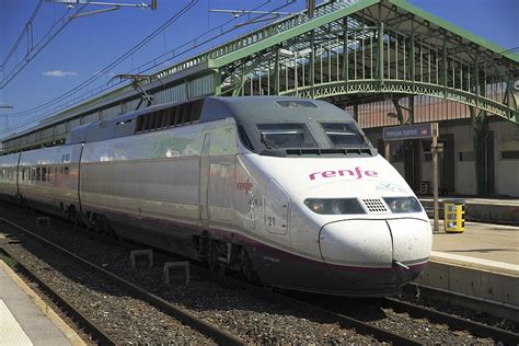 La région Occitanie s insurge contre la suppression de la ligne TGV Toulouse Barcelone