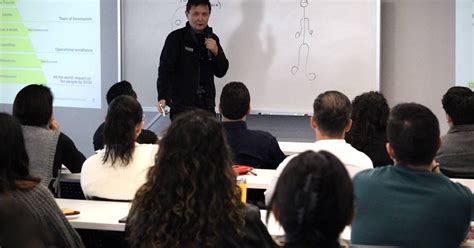 Arsen Tomsky Ceo De Indrive Comparte La Historia Detrás De La Plataforma De Movilidad Con