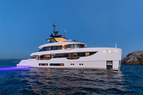 Benetti Oasis 34m Yachts For Sale In Co Ownership SeaNet Europe