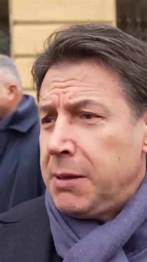 La Risposta Epica Di Giuseppe Conte A Renzi Twingo Shakira