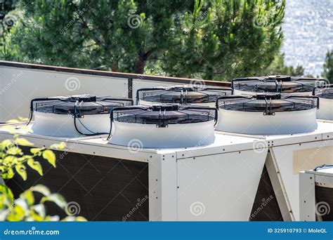 Multiple Air Conditioning Units On A Building Roof Outdoor Hvac System Installation Modern