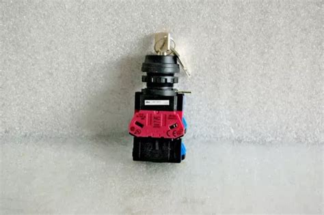 Idec Selector Switch Hw Cb11 Yyq Meses Sin Intereses