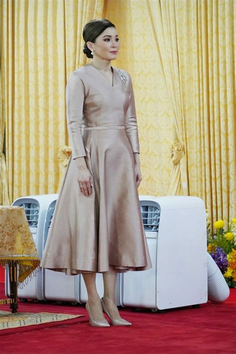ประมวลภาพ ในหลวง พระราชินี ทรงเปิดอาคารมหิตลาธิเบศร สถาบันมหิตลาธิเบศร