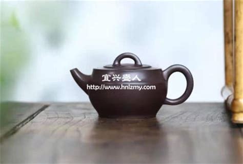 王红娟紫砂工艺大师国家工艺美术师 宜兴壶人
