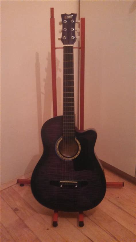 Akusticna Gitara Sombor