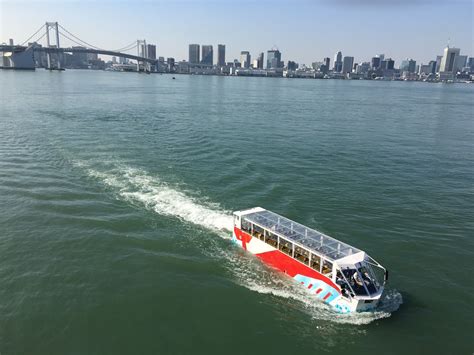 日本初二階建てオープンバス「スカイバス」