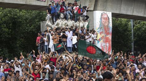 Bangladesh Protests Pm Sheikh Hasina Flees To India As Demonstrators