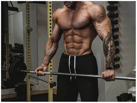 5 Long Head Bicep Exercises To Help You Build A Peak