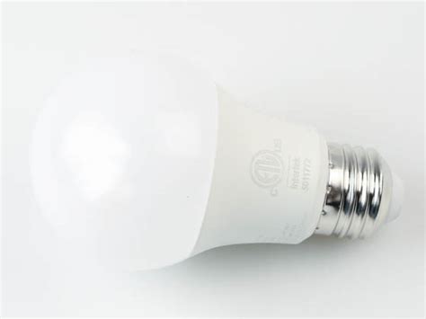 maxlite dimmable 5 5w 3000k a19 led bulb 92 cri ja8 compliant