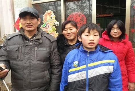 于文华生活照：女儿长这么美，和朱之文密切让大衣哥妻子险离婚！