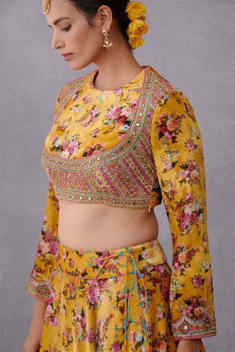 Yellow Sunehra Kiranpreet Lehenga Set