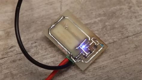 Li Ion Battery Charge Balance Circuit Using Hy2213 Ic
