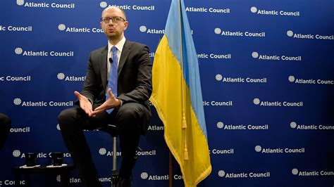 Украинският премиер Не се страхувам от сигнали за бомби Новини бг