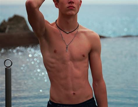 Spikey Dee Oc Modeling