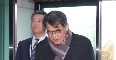고개 숙인 선관위원장 특혜채용 통렬한 반성