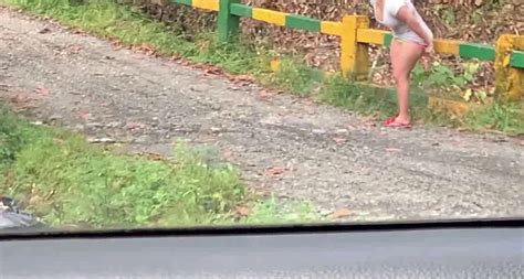 Vidéos porno gratuites Famille En Plein Air xHamster