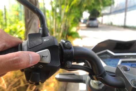 Info Penting Bagi Pengendara Begini Etika Bunyikan Klakson Di Jalan Raya