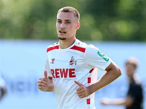 Kurbelt Tim Lemperle Die Offensive Des 1 Fc Köln Wieder An