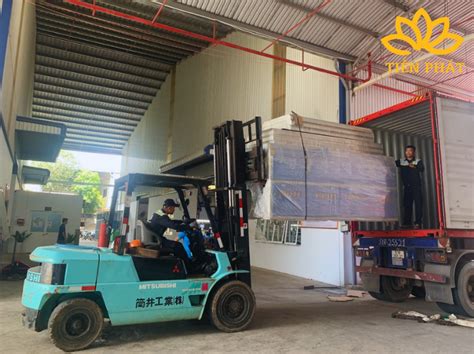 Dịch Vụ Bốc Xếp Container Tại Tphcm Bốc Vác Hàng Giá Rẻ