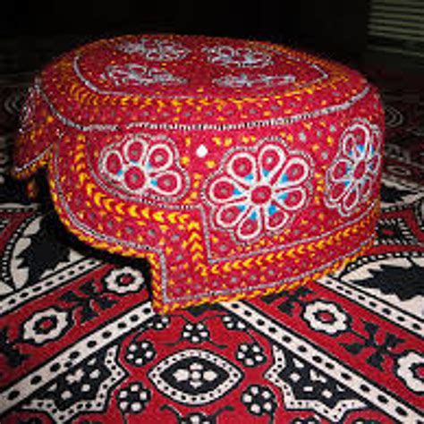 Stream Sindhi Topi Ajrak By Syed Qasim Listen Online For Free On