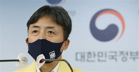 사면 파동 Kfa 이사진 개편김정배 전 문체부 차관 상근 부회장으로