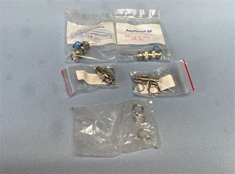 Shure Ua221 Passive Antenna Splitter Combiner Kit Lpav