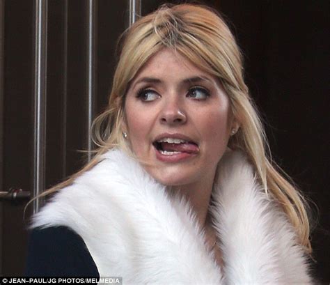 Betty Nwabunikes Blog Holly Willoughby Does A Miley By Sticking Out