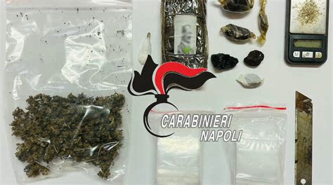 Carabinieri Impegnati Nella Lotta Allo Spaccio Di Droga Fidanzati In